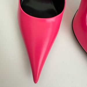 Versace | Shoes | Versace Pinpoint Pink Pumps | Poshmark